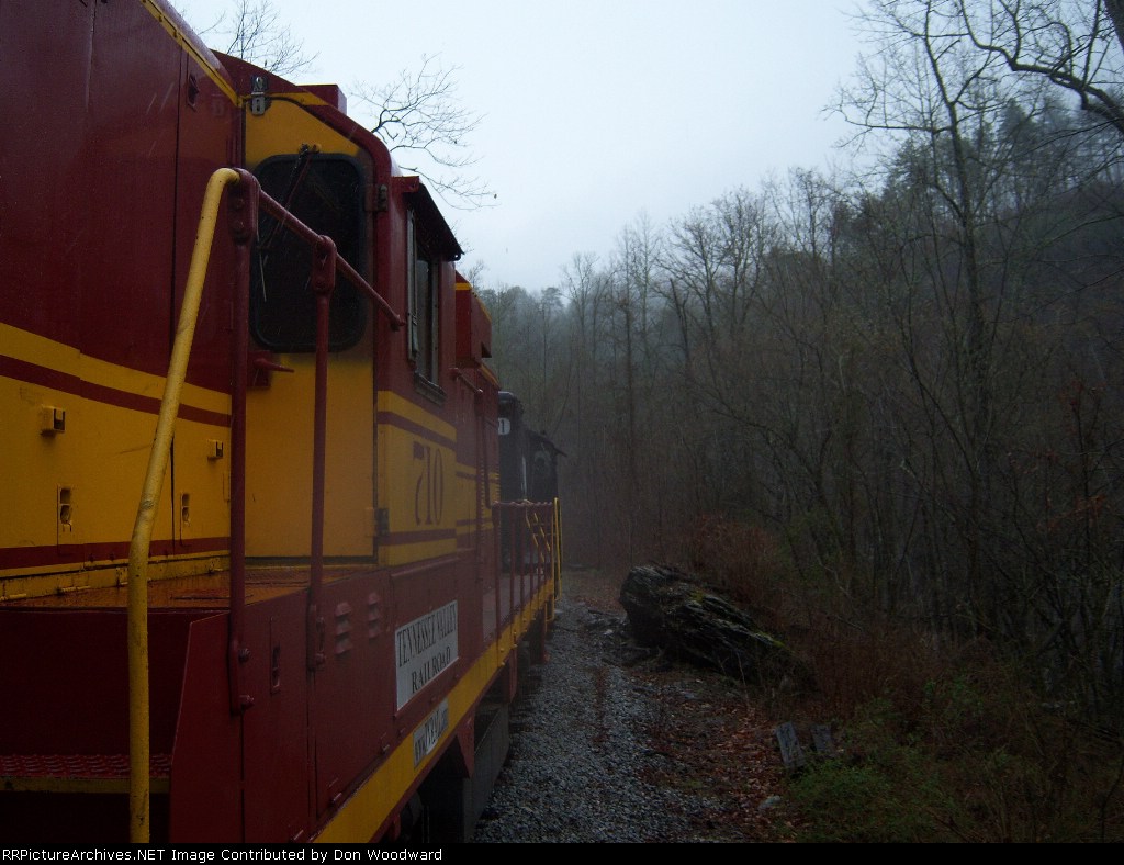 TVRM 710 & GO 2391 on return trip from Copperhill